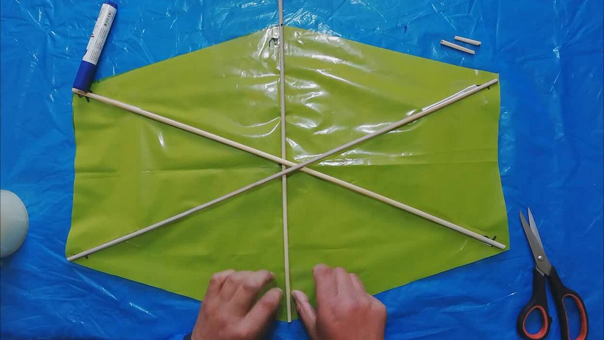 Cómo montar una cometa? Montaje de una cometa de la tienda de acuerdo ...